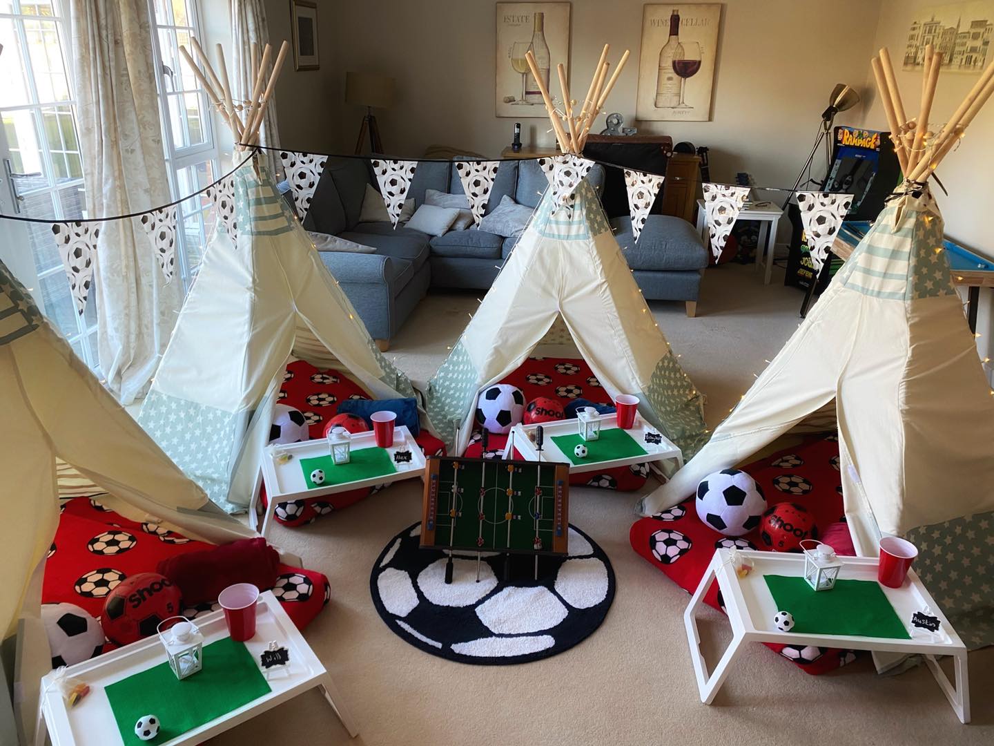 The Little Sleepy Teepee Company Ltd. – Teepee sleepovers and slumber ...